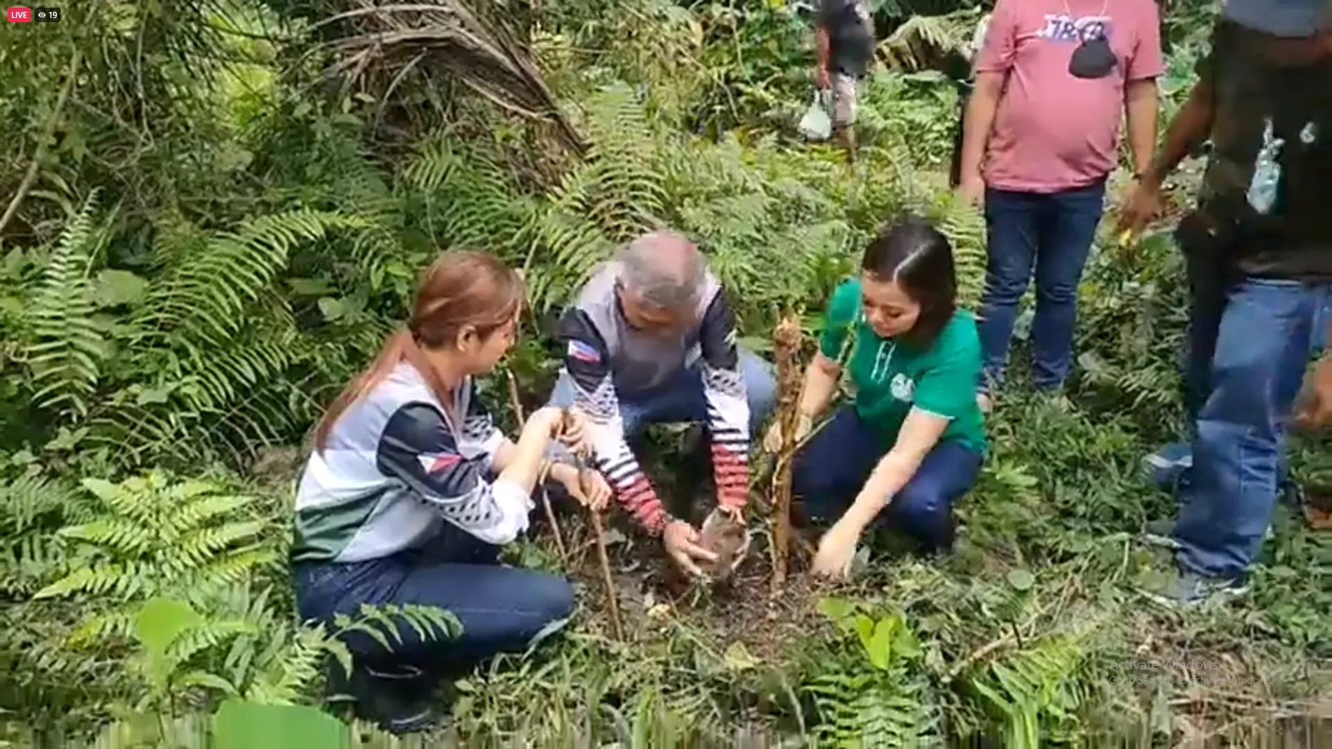 PIA - Gov. Dolor leads the simultaneous planting of trees in OrMin PIA - Gov. Dolor leads the simultaneous planting of trees in OrMin