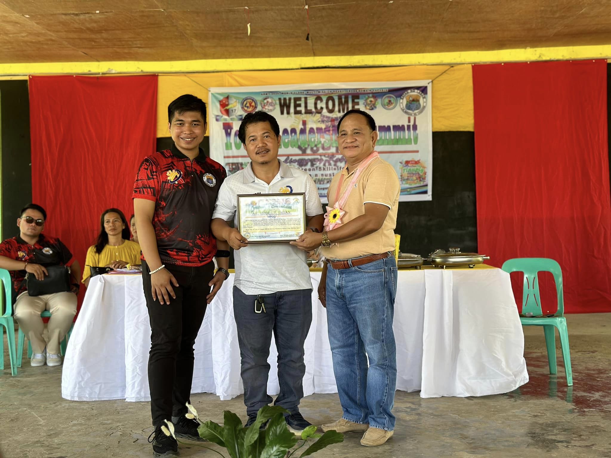 PIA - 50 mag-aaral, nagtapos ng Youth Leadership Summit PIA - 50 mag-aaral, nagtapos ng Youth Leadership Summit