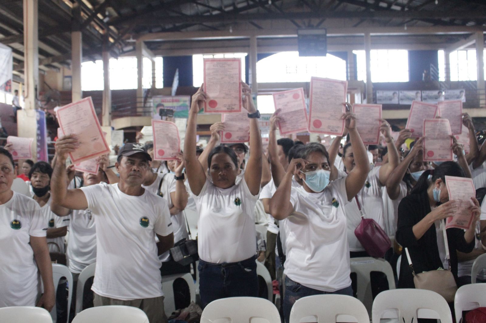DAR exceeds land title distribution target in Caraga - Philippine ... DAR exceeds land title distribution target in Caraga - Philippine ...